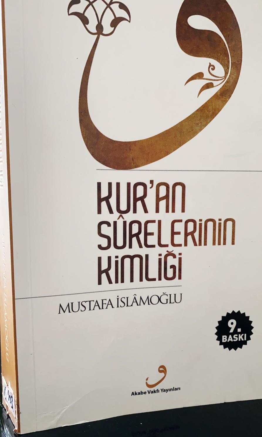 Kur'an Surelerinin Kimliği - Sahaf - EDAM
